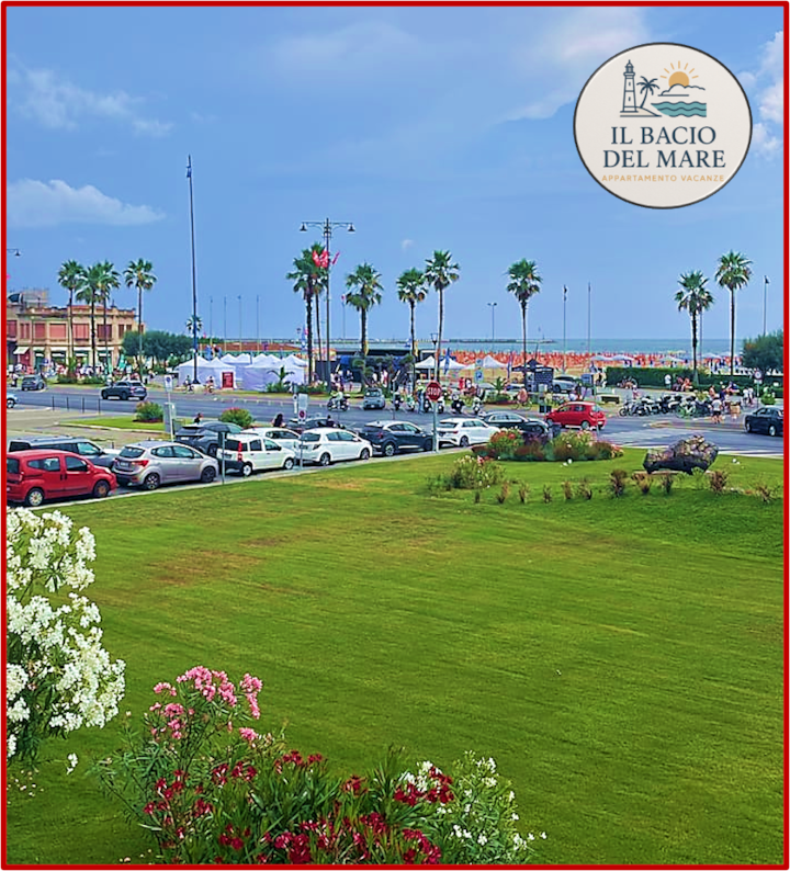 Il Bacio Del Mare - Viareggio