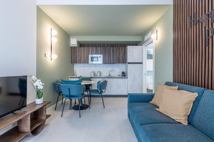 Navigli: Urban Charm Of Design And Tranquility - Milán