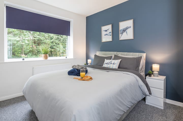 Tradesman Paradise - Sleeps 5 - Oldham