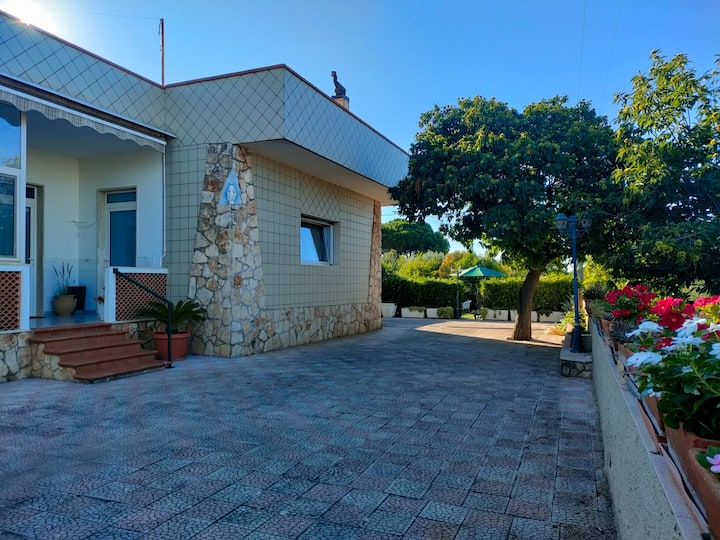 A Casa Dei Nonni (Casa Vacanza) - Conversano