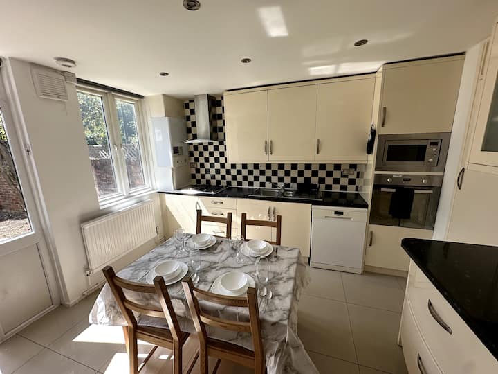 The Simple Stay – London Zone 1 - London