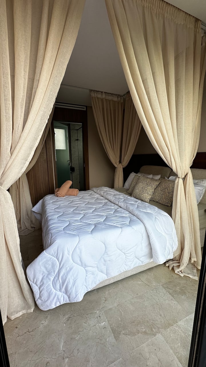 The Hidden Secret - Casablanca