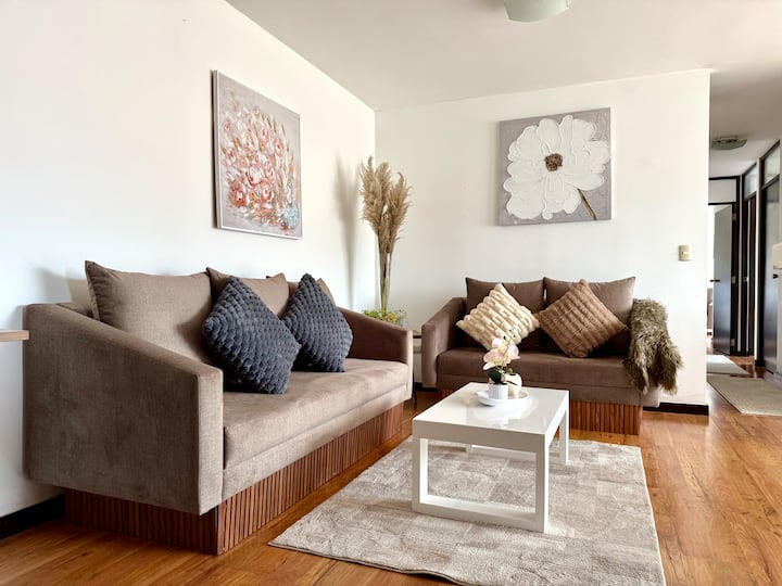 Botanic Apartment: A Solo 12 Minutos Del Centro - Cuenca