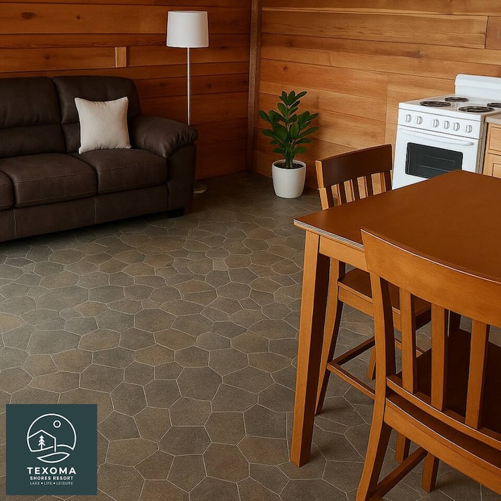 Cozy Lakeside 2br Hotel Room- Steps From The Water - Lake Texoma
