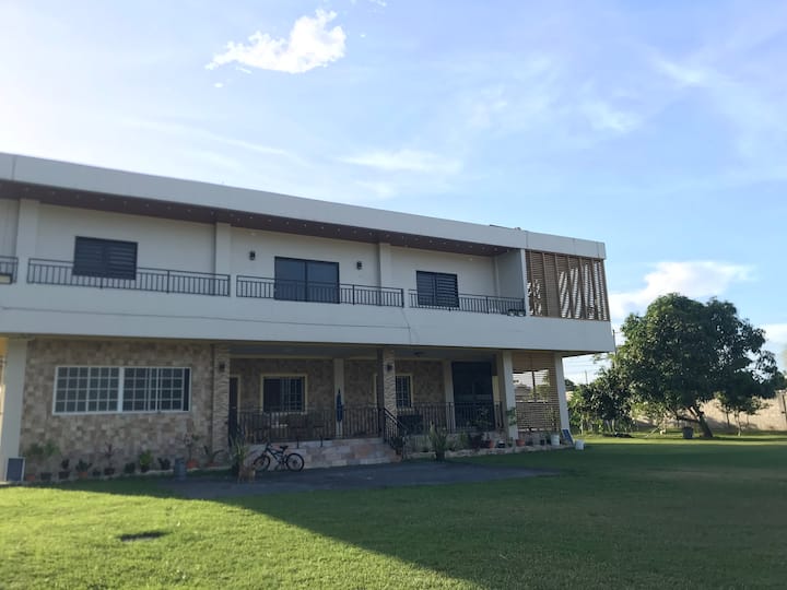 Entire Place, 2nd Floor. - ベリーズ