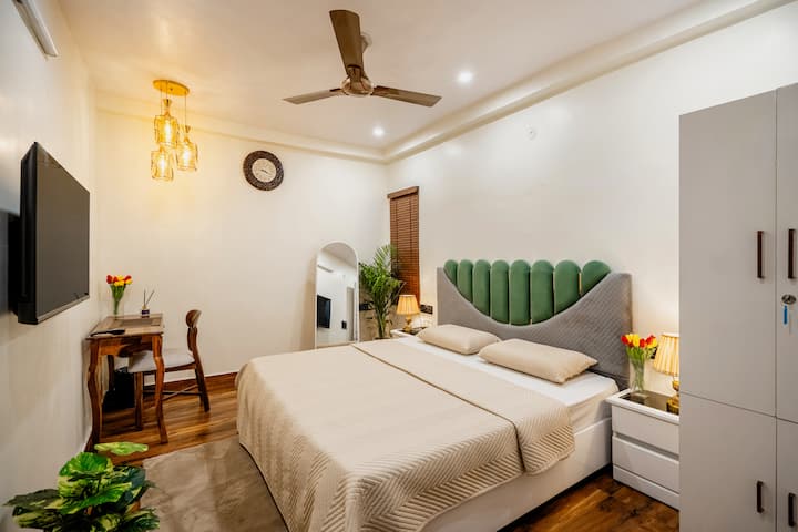 Sky Nest | Terrace Room | Airport & Yashobhoomi - Delhi, India