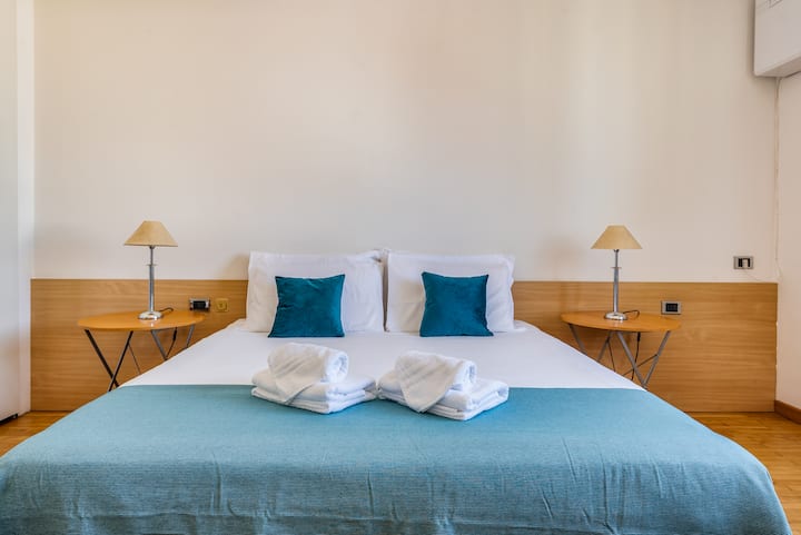 [Lys Leilighet For 6] – 2 Min Fra T-banen - 