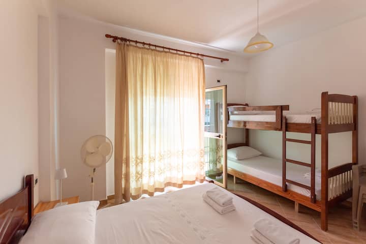 Cozy Apartment - Lungomare Vlora - Vlorë