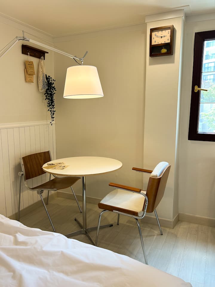 [오픈 할인] 여의도 출장에 좋은 교통 편리한 깔끔한 숙소 - Séoul