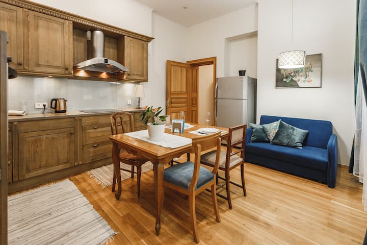 Rustic Central City Escape - Riga
