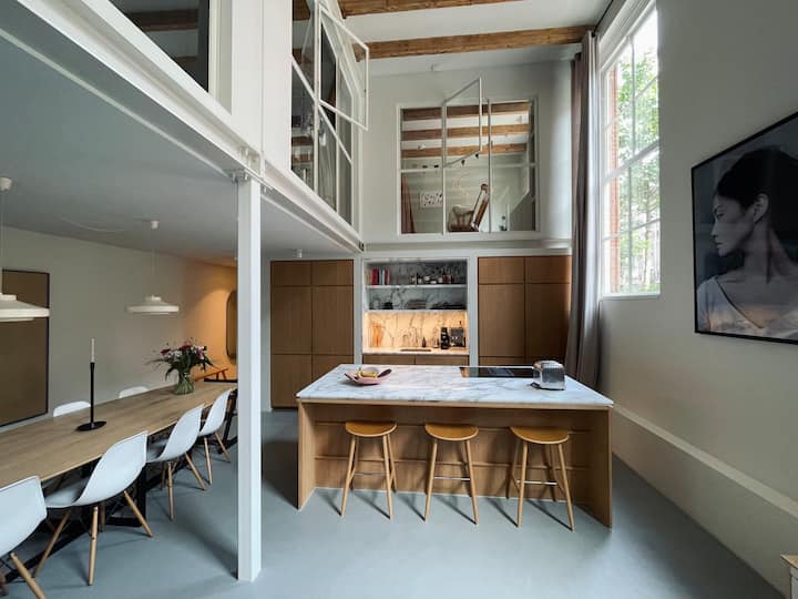 Loft Apartment In Former School - Amsterdam