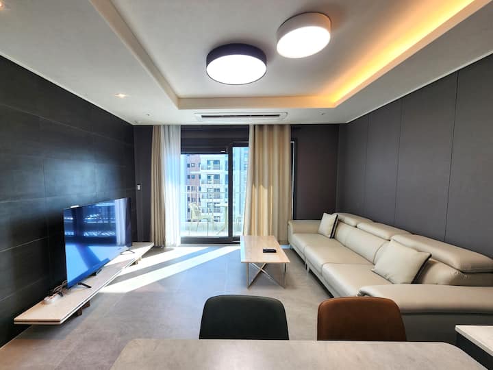 C6 오시리아 패밀리 투룸 (퀸+퀸) #풀옵션 #고급레지던스 - Busan