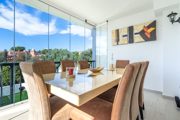 Stunning Seaview Pent House - Marbella