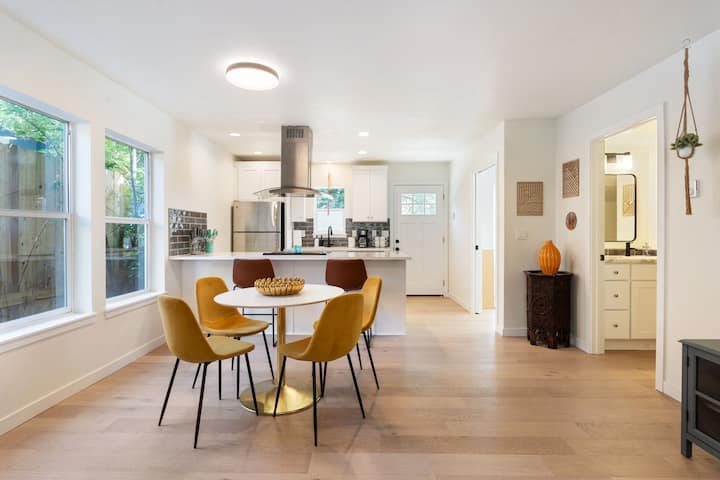 Alberta Arts Gem - Portland, OR