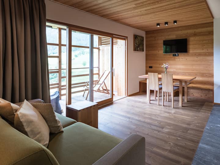 Appartement 'Zirbe' Im Holzhaus Auf Dem Bauernhof - Alpes