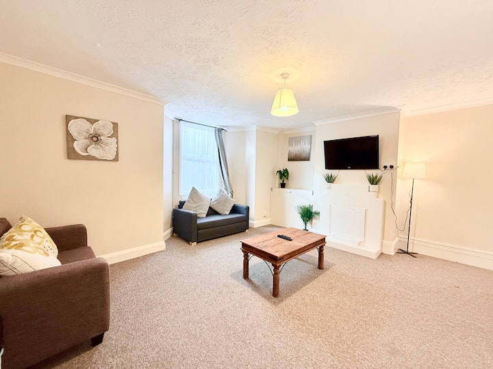 Maidstone 4bed Home With Free Parking - Maidstone