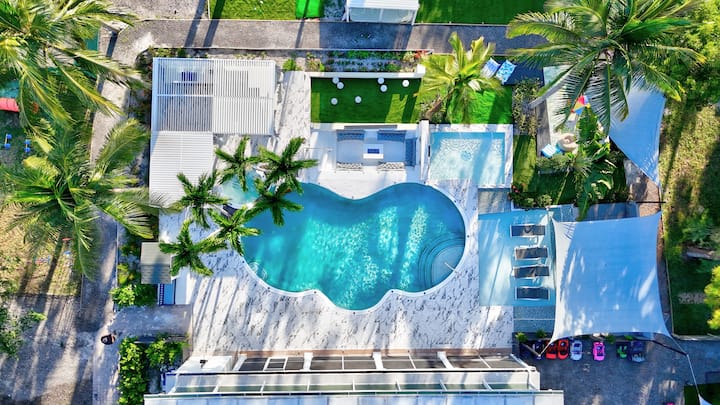 Equestrian Retreat - Royal Palm Beach, FL