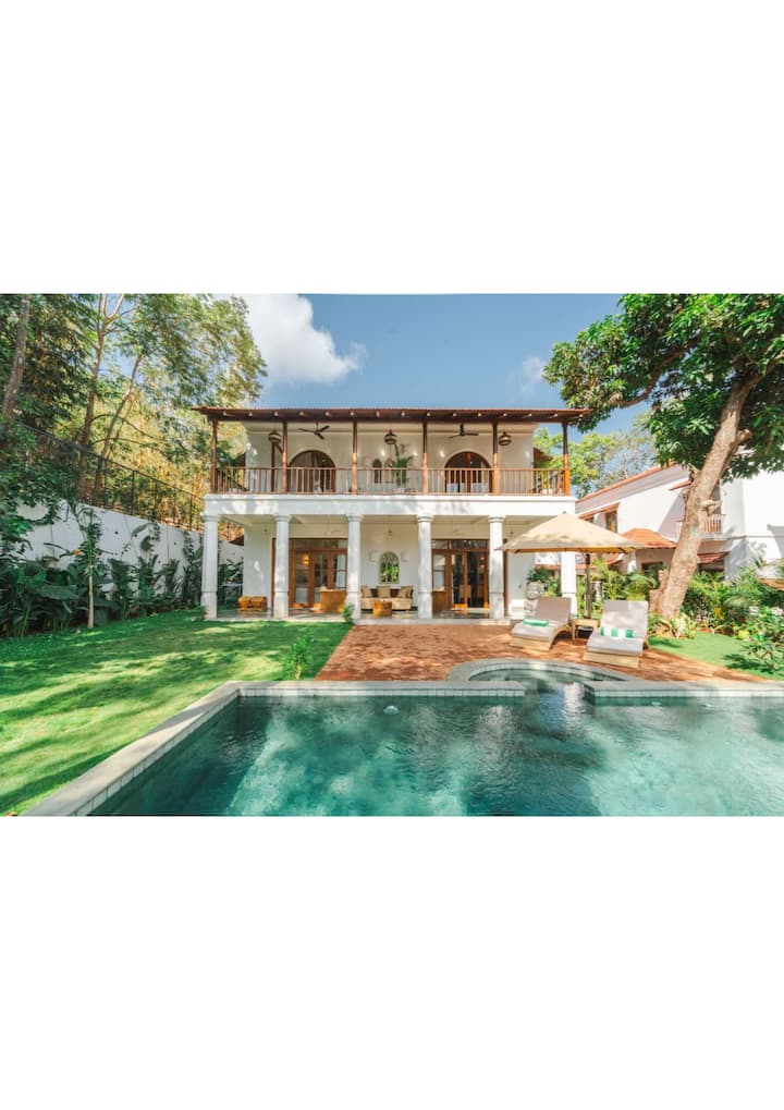 Laselva 3 –Ultralux Stay With Pool, Chef & Butler - India