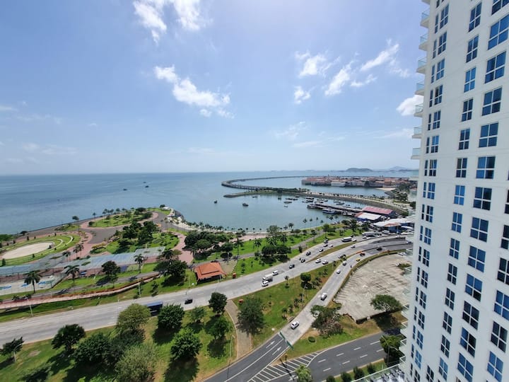 Precioso Apartamento Con Vista Al Mar - Panama City