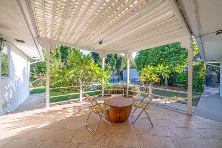 Elegant Villa • Classic Charm & Modern Comfort - Pasadena, CA