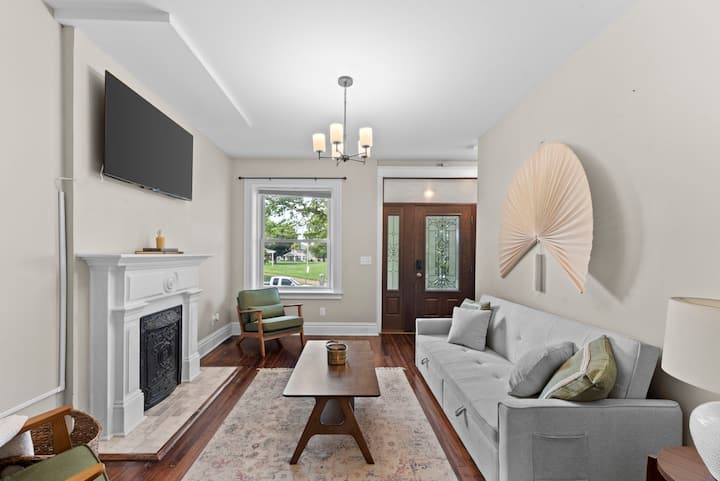 Lovely Spacious Home In St Louis - St. Louis, MO