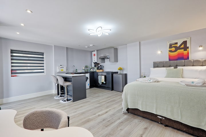 Private Studio In Chelmsford | Work Ready - Chelmsford