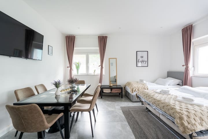 60m² Near Vienna • Train • For Work & Family Stays - Tulln an der Donau
