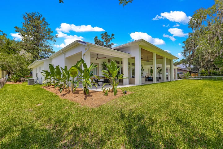 New Home, 137ft On The River, 6 Bdr, Sleeps 16 - Dunnellon, FL