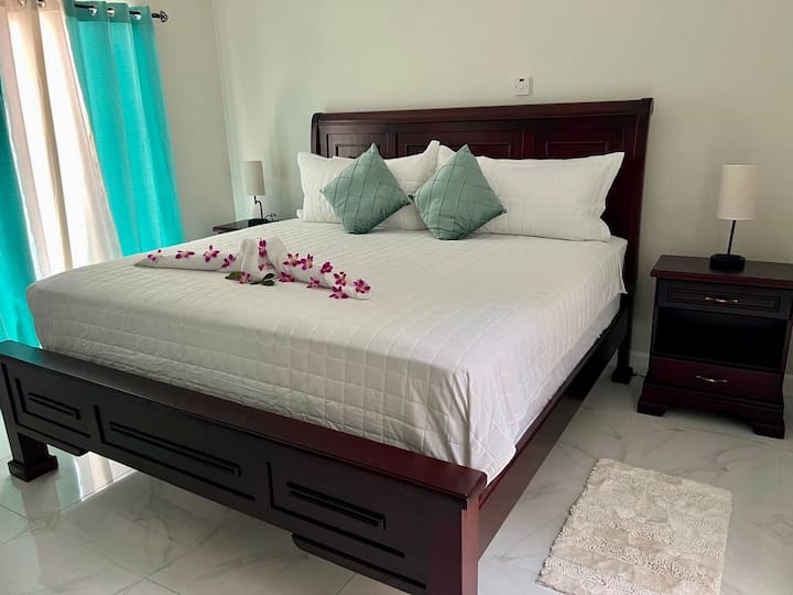 Tropical Hideaway+vip Puerto Seco Beach Access - Jamaica