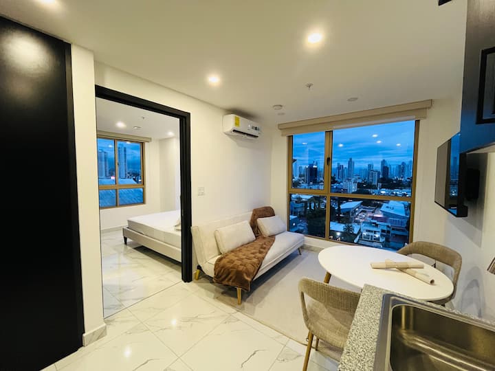 Apartamento En Obarrio Con Parking Incluido - Panama City