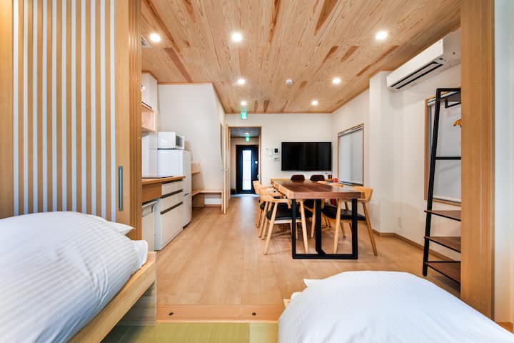 Spacious 3-storey Higashiyama Home & Garden - Gion