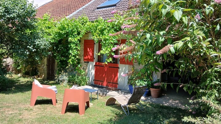 L'arbre à Papillons Charmante Maison Vigneronne - Lons-le-Saunier