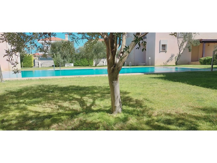 Alaçatı Ve Ilıcaya 3km Havuzlu Ev 2 - Ildır