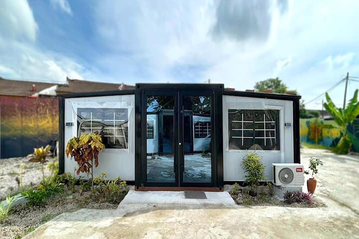 Taman Universiti/container House B/2br/mahjong/bbq - Skudai