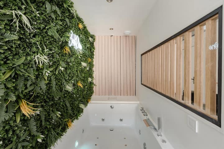 Balirhône • Spa Privé & Balcon Avec Vue - 朗普