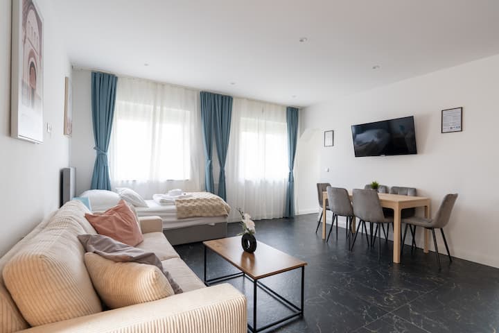 65m² • 6 Guests • Self Check-in • Free Parking - Tulln an der Donau