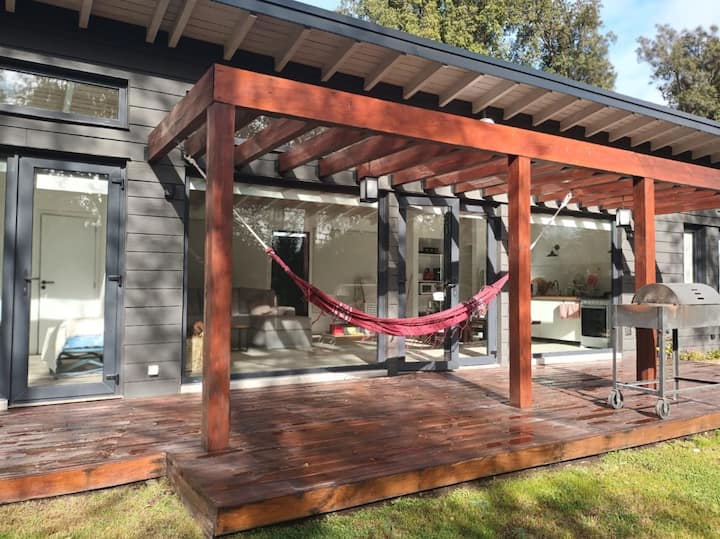 Casa Moderna Y Luminosa - Villa La Angostura