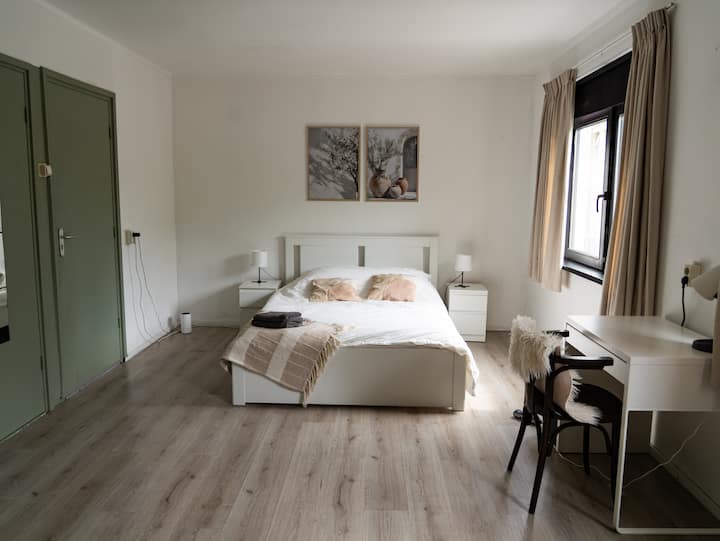 Room 2 Apartment Plein 1944 - Nijmegen