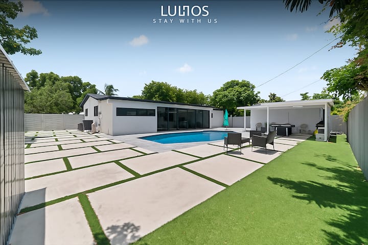 Family Oasis: Heated Pool Billiards & Bbq - Cutler Bay, FL