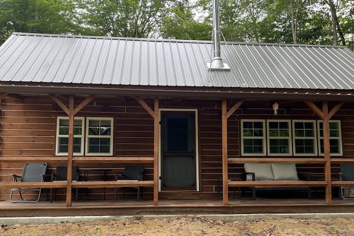 Luxury Riverside Amish Log Cabin 14 - South Haven, MI