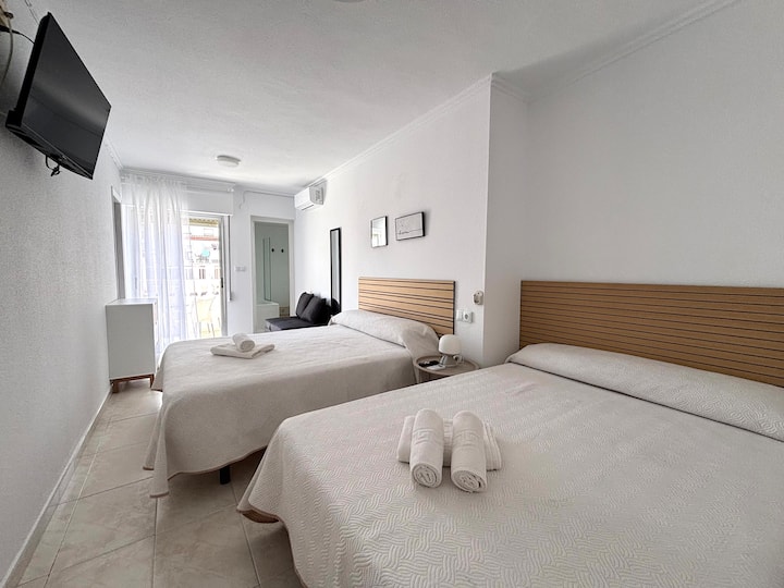 Chambre Quintuple Avec Terrasse Près De La Mer - Xeraco