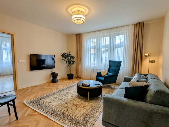 Three-bedroom Deluxe Apartment - Český Krumlov