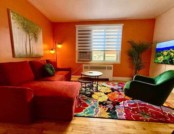Urban Style And Adventure 1br Mtl By Two Metros! - Montreal