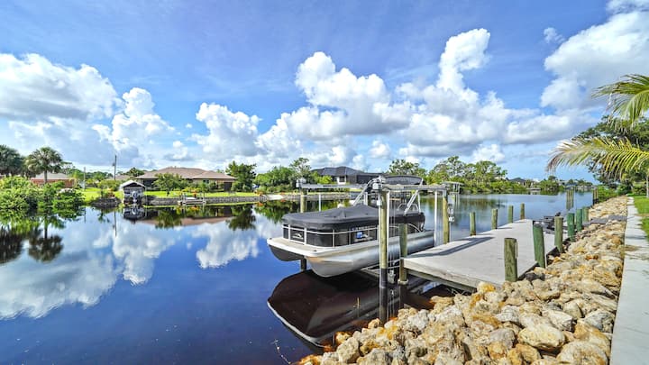 Modern Riverfront Guest House + Boat Launch - North Port, FL