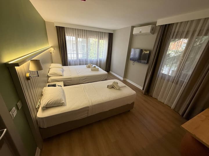 Cool Flat For 3 Persons, With Great View - Ankara