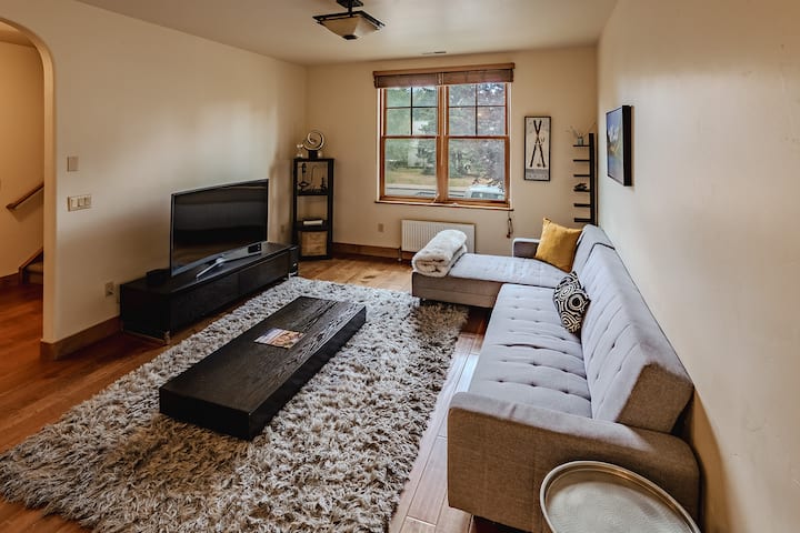 Modern Carbondale Townhome - Carbondale, CO