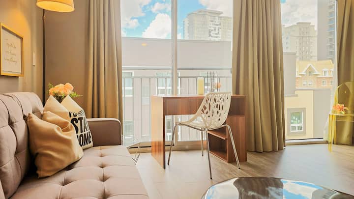 Designer 2br Loft • Central Waterloo •Paid Parking - Waterloo, Ontàrio, Canadà