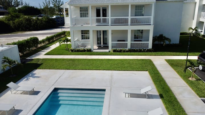 Bahamas Ocean Breeze Hideaway @ Palm Cay - Nasáu