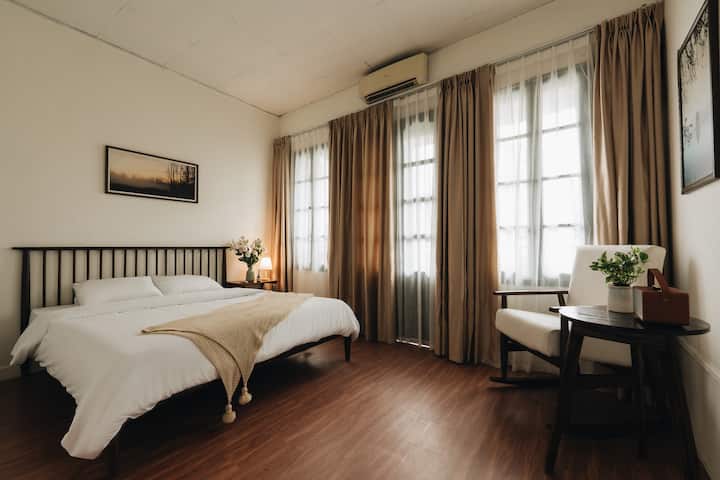 Dusk House - 3br City View - 河內