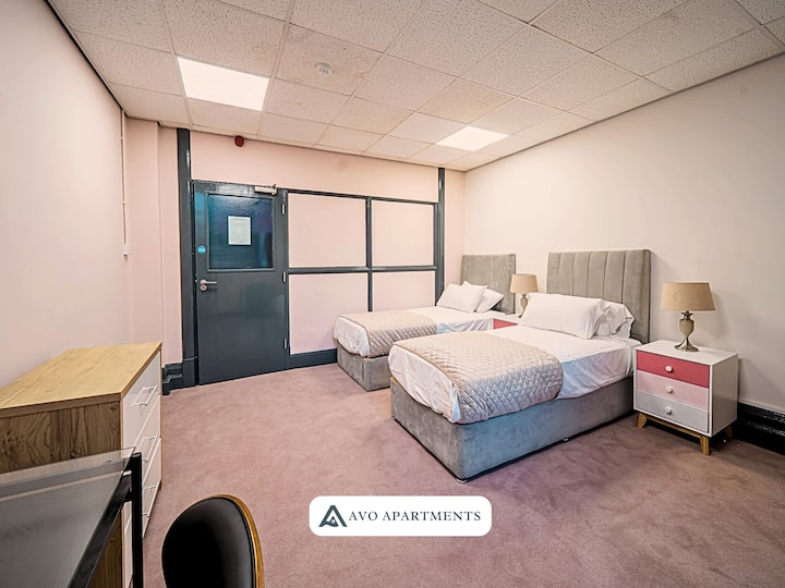 Twin Beds Room Near Utilita Arena - Sheffield
